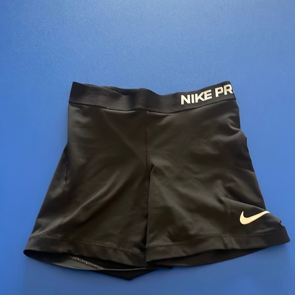 Nike | Shorts | Nike Pros | Poshmark